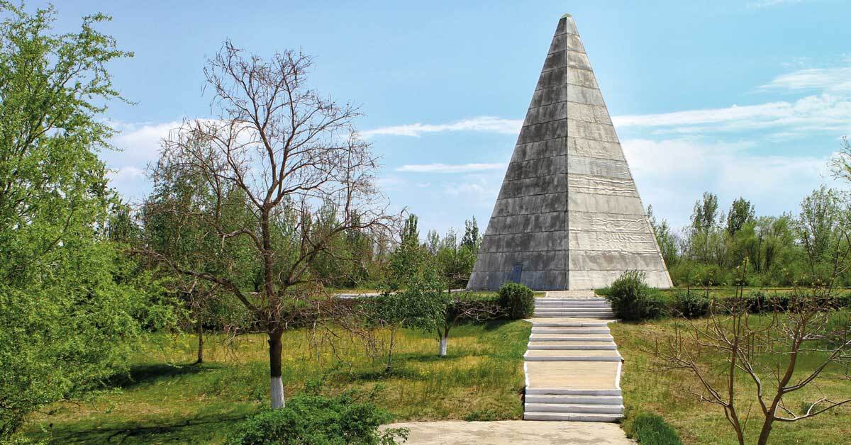 Le piramidi di Alexander Golod